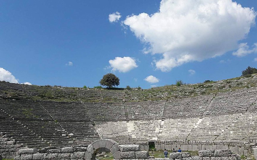 Inmates at NYC Biggest Jail Get a Taste of Ancient Greece - The ...