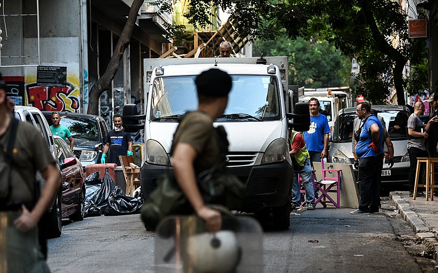 Greek Riot Cops Raid Squatters in Anarchist Haven Exarchia - The ...