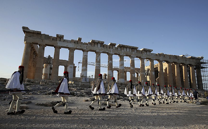 Parthenon Metope in the Louvre on Show in Greece in 2021 - The National ...