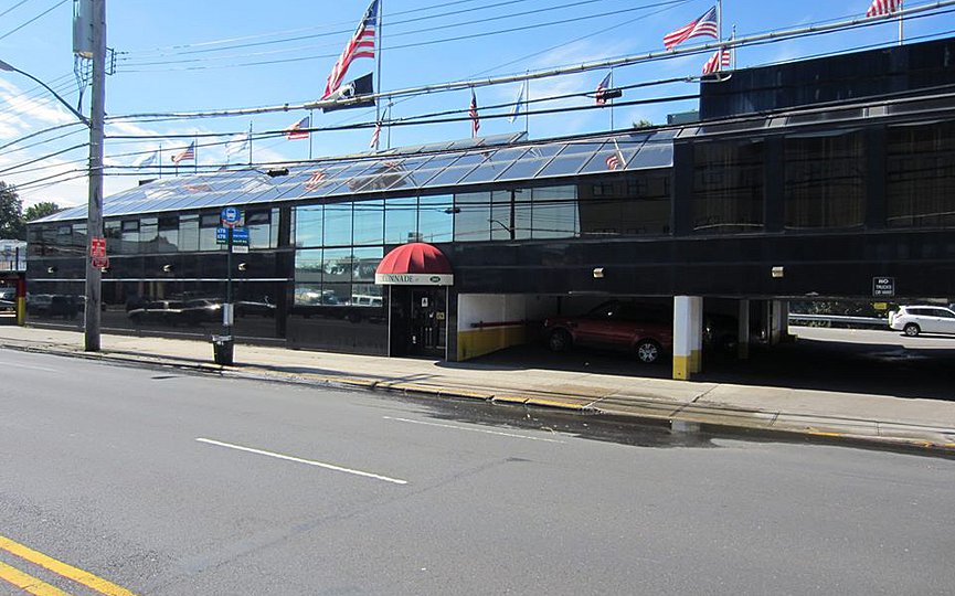 The Colonnade Diner in Staten Island Reopens June 27 - The National Herald