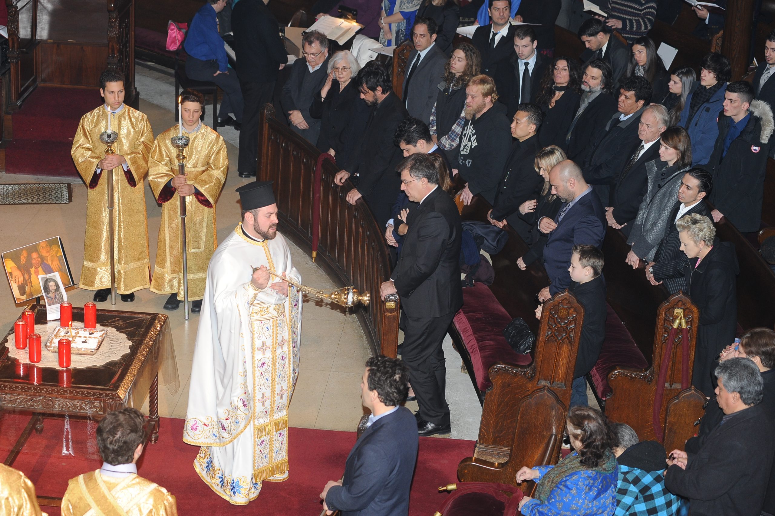 Panagopoulos' Friends Fill Evangelismos - The National Herald