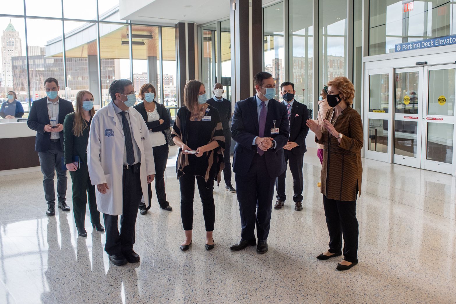 U.S. Senator Debbie Stabenow Visits Henry Ford Cancer Institute - The ...